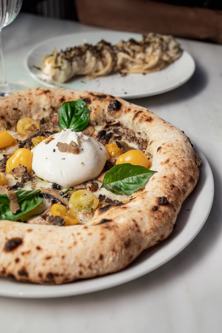 Punta: Restaurante con auténtica experiencia napoletana - Barcelona ...