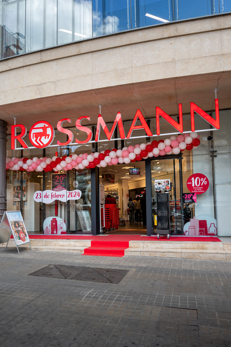 Rossmann abre su tienda más grande en Barcelona - Barcelona desde Barcelona